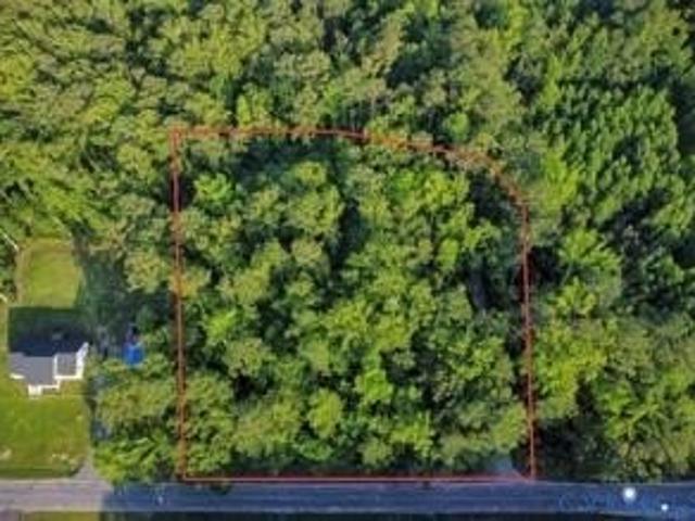 River Oaks Rd, Essex, VA 22437