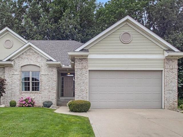 River Park Dr, Middlebury, Condo For Sale