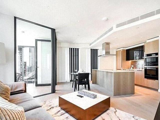 River Park Tower, Nine Elms Lane, 2 Bedroom Apartment