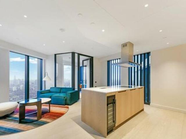 River Park Tower, Nine Elms Lane, 2 Bedroom Flat
