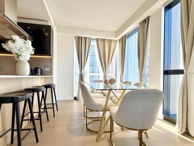 River Park Tower, Nine Elms Lane, 3 Bedroom Apartment