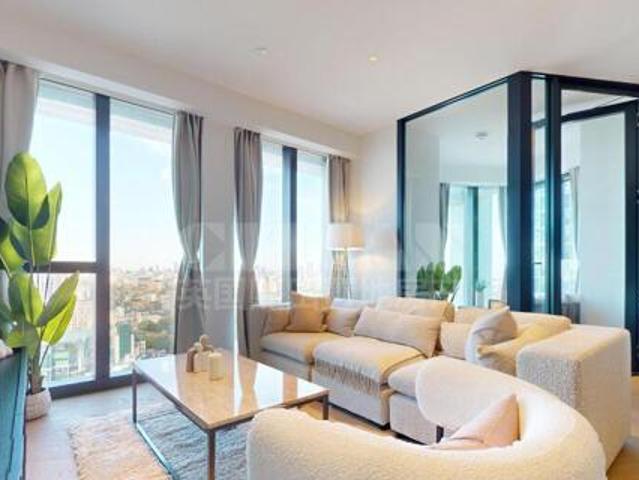 River Park Tower, One Nine Elms, 2 Bedroom Flat