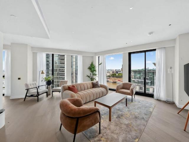 River Park Tower, London SW8, 3 bed flat to rent, £11,440 pcm | PrimeLocation