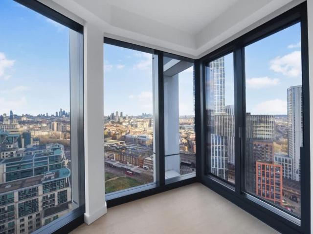 River Park Tower, London SW8