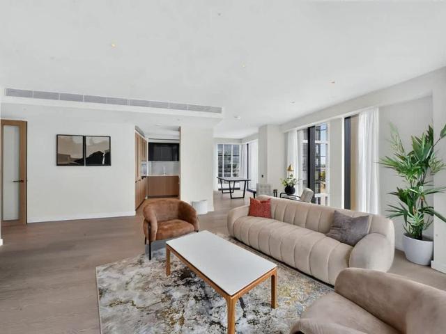 River Park Tower, London SW8