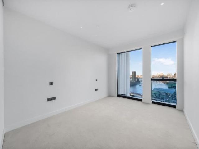 River Park Tower, London SW8