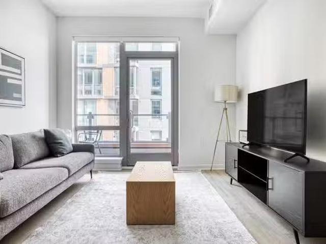 River Point, 2121 First St SW, Buzzard Point 1 Bedroom 1 B.