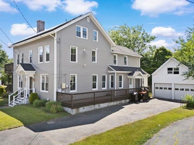 River Rd, Agawam, Farm House For