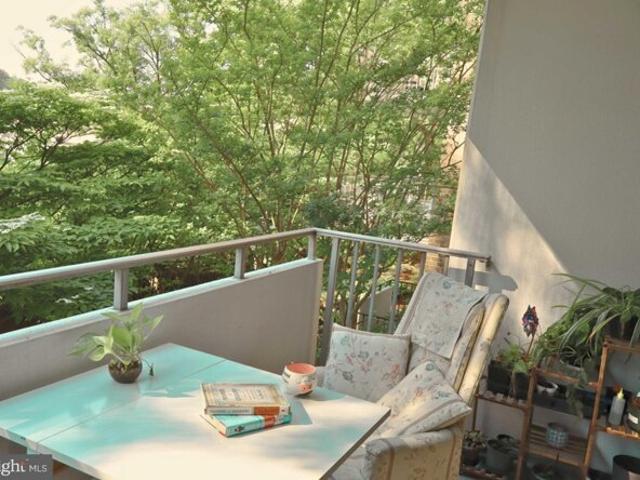 River Rd Apt,bethesda, Condo For Sale