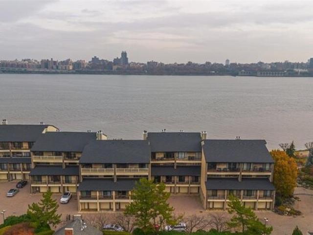 River Rd Apt D, Edgewater, Home For Sale