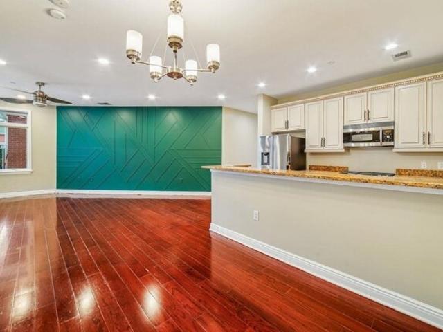 River Rd Apt,north Bergen, Condo For Sale