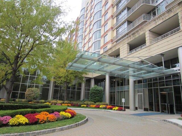 River Rd Apt,north Bergen, Condo For Sale
