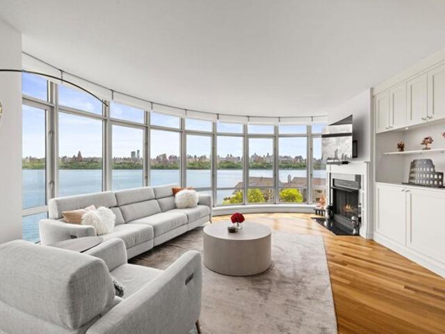 River Rd Apt,north Bergen, Condo For Sale