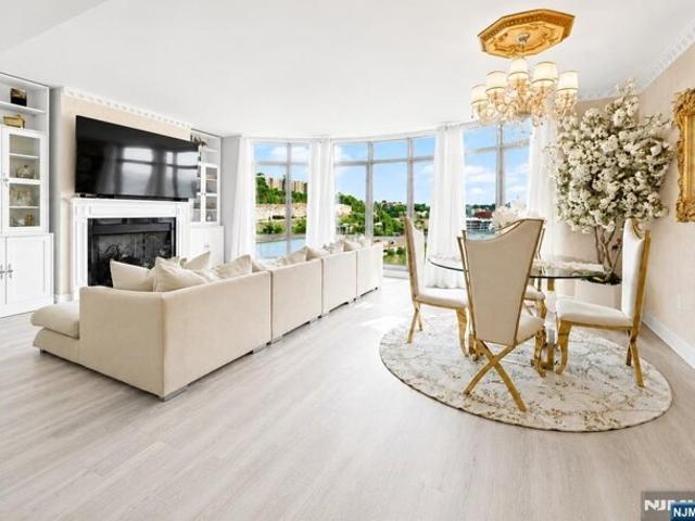 River Rd Apt,north Bergen, Condo For Sale
