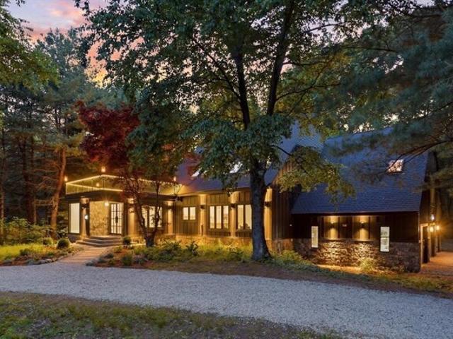 River Rd, Carlisle, Home For Sale