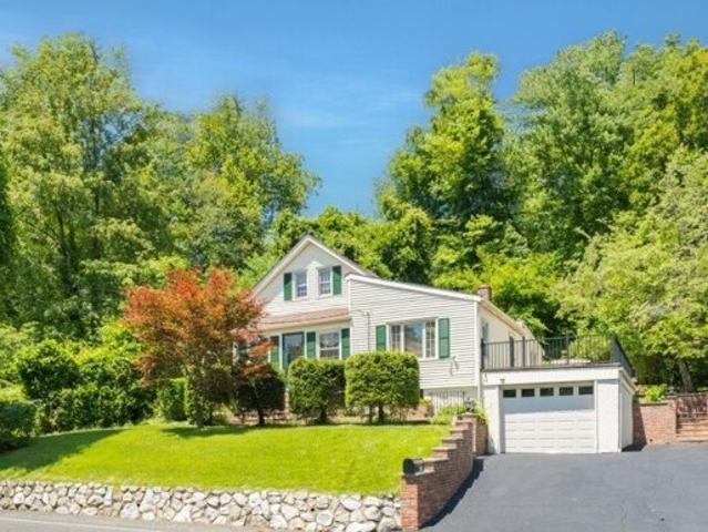River Rd, Chatham Township, Home For Sale
