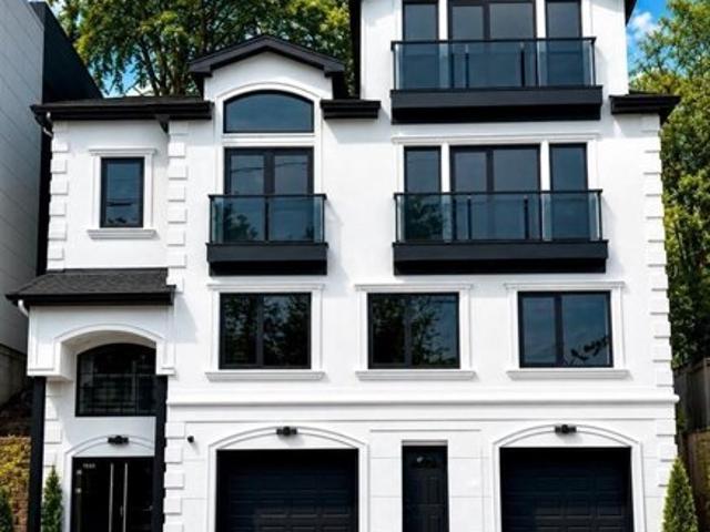 River Rd, Edgewater, Home For Sale