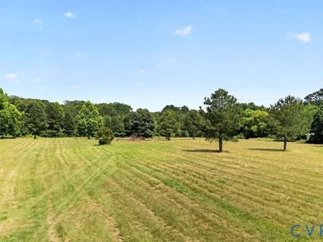 River Rd, Lancaster, VA 22503