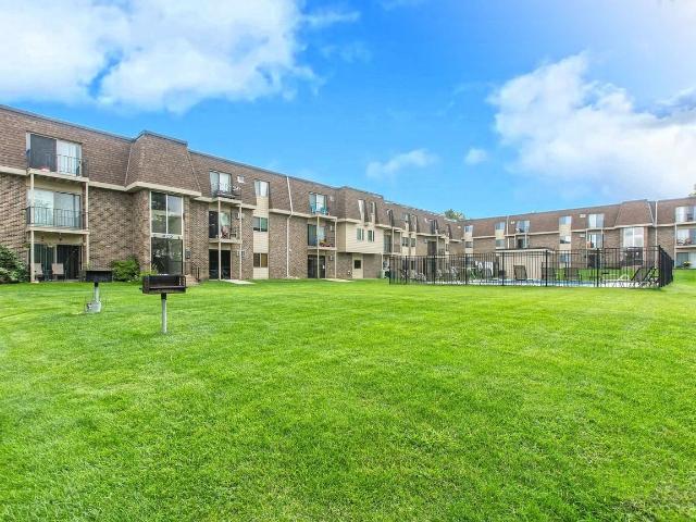 River Ridge Apartments 1 Bedroom Apartment for Rent at 12911 County Road 5, Burnsville, MN 55337 Vista View