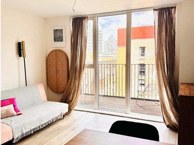 River Rise Close, London SE8, 1 bed flat to rent, £2,100 pcm | PrimeLocation