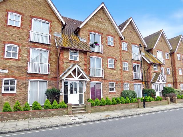 River Road, Littlehampton BN17, 1 bed flat to rent, £995 pcm | PrimeLocation