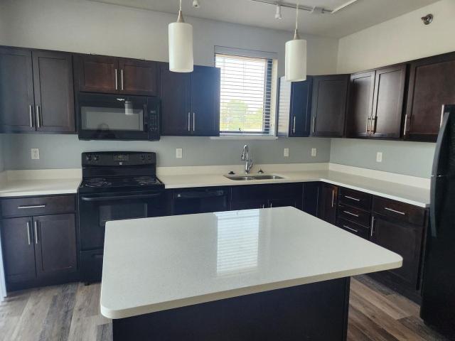 River Rock Apartments 2 Bedroom Apartment for Rent at 116 W Mishawaka Ave, Mishawaka, IN 46545