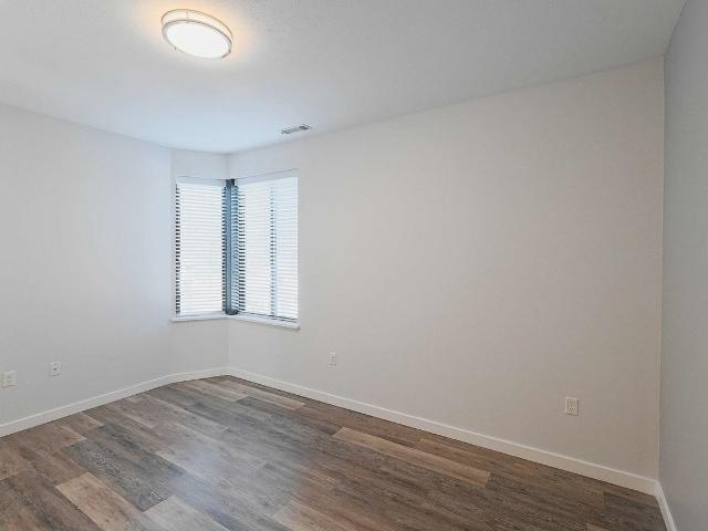 River Rock Apartments 2 Bedroom Apartment for Rent at 116 W Mishawaka Ave, Mishawaka, IN 46545