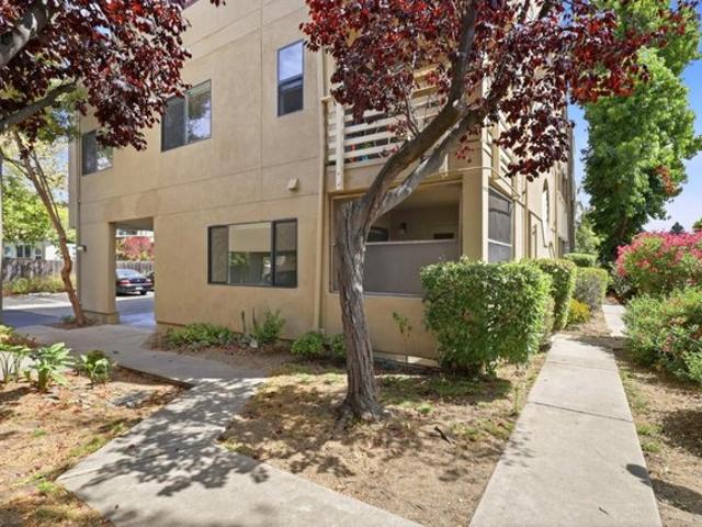 250 River St Unit 301, Santa Cruz, CA 95060