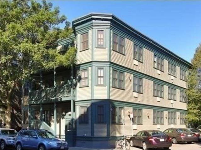 River St Apt,cambridge, Condo For Sale