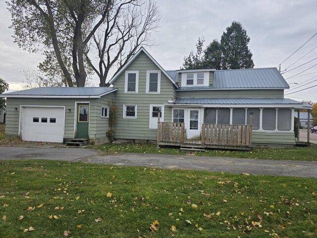 River St, Chateaugay, Home For Sale