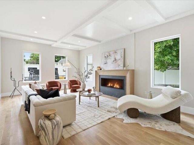 River St, Newton, Home For Sale