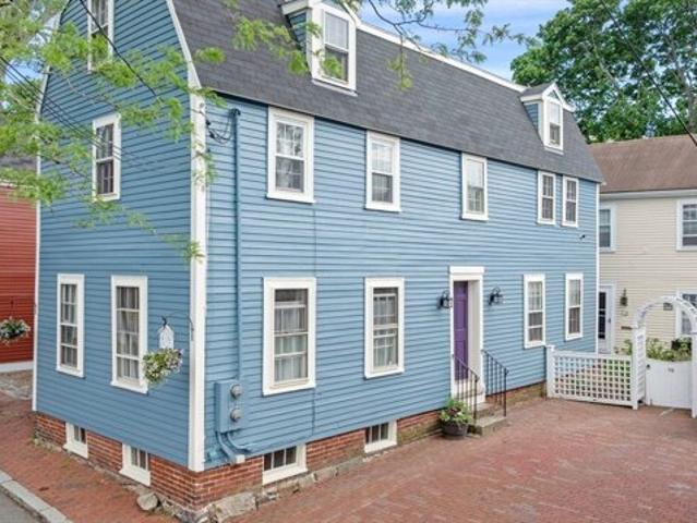 River St, Salem, Home For Sale