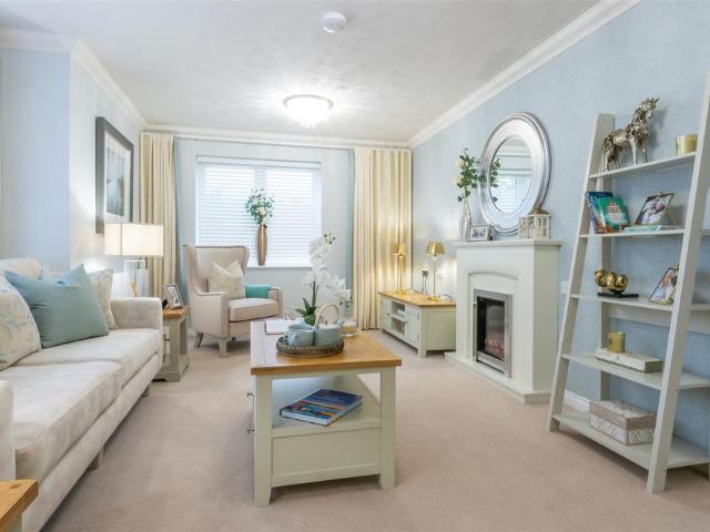 Riverain Lodge, Taunton
