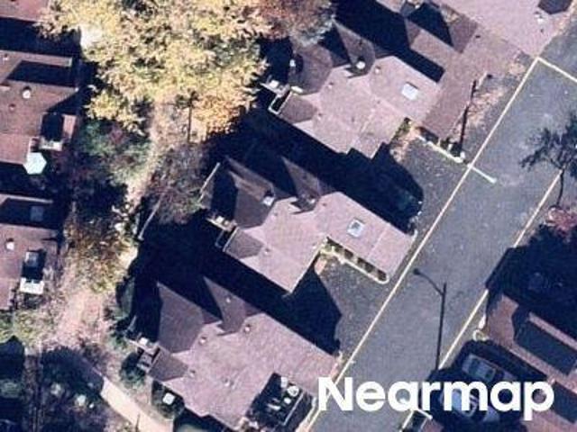 Riverbend Dr