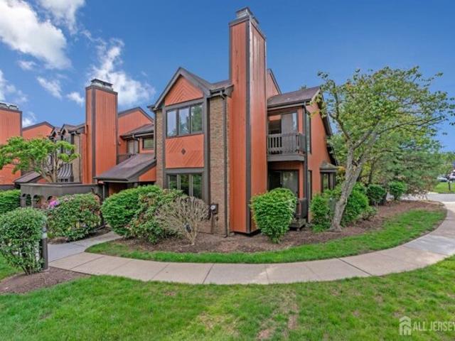 Riverbend Dr, North Brunswick, Home For Sale
