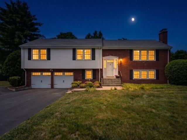 Riverbend Dr, Natick, Home For Sale