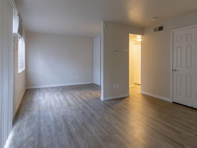 Riverbend Studio Apartment for Rent at 555 Douglas St, West Sacramento, CA 95605 Broderick