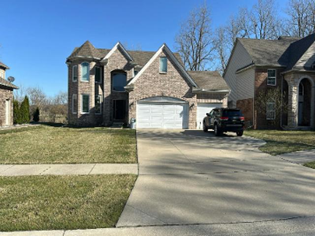Rivercrest Dr