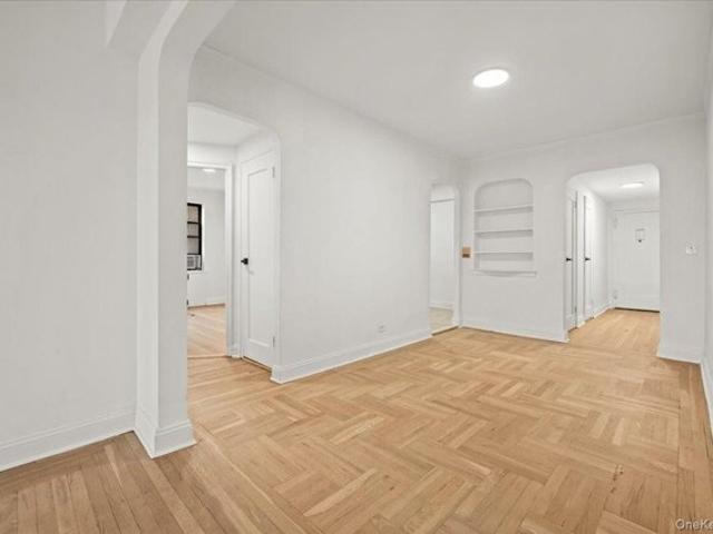 Riverdale Ave Apt E, Bronx, Property For Sale