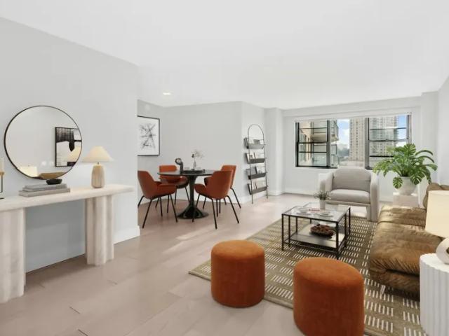 Riverdale NY 102245730