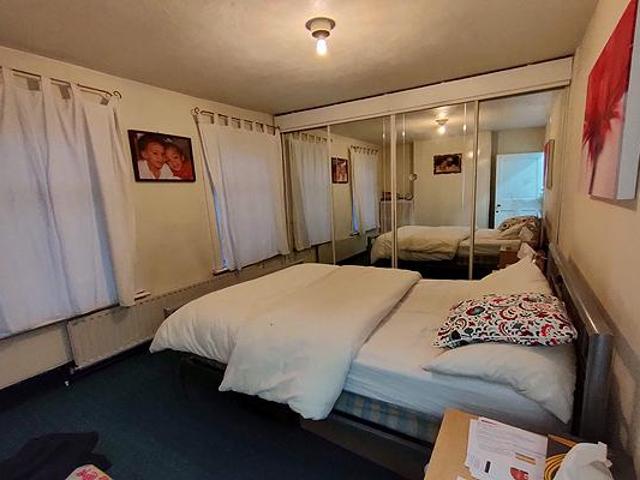 Riverdale Road, London SE18 3 bed terraced house to rent £2,300 pcm £531 pw