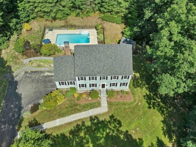 Riverdale Rd, New Boston, Home For Sale