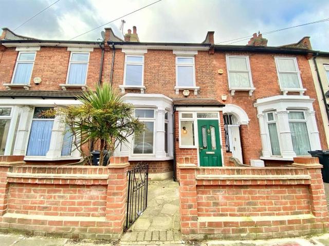 Riverdene Road, Ilford IG1, 3 bed property to rent, £2,400 pcm | PrimeLocation