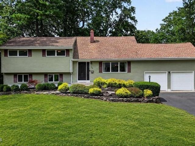 Riveredge Rd, Tinton Falls, Home For Sale