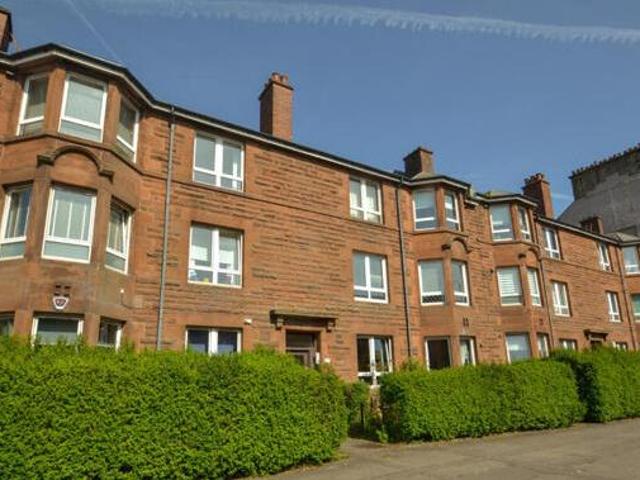 / Riverford Road, Pollokshaws, 2 Bedroom Flat