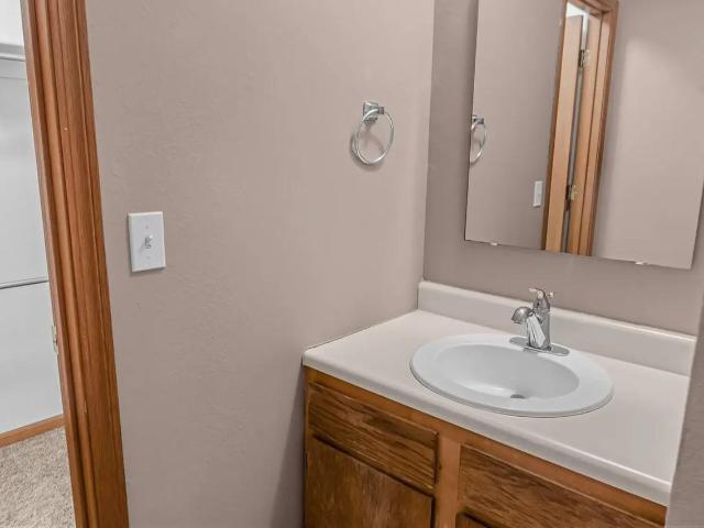 Riverfront Apartments 2 Bedroom Apartment for Rent at 920 N 2nd St, Leavenworth, KS 66048