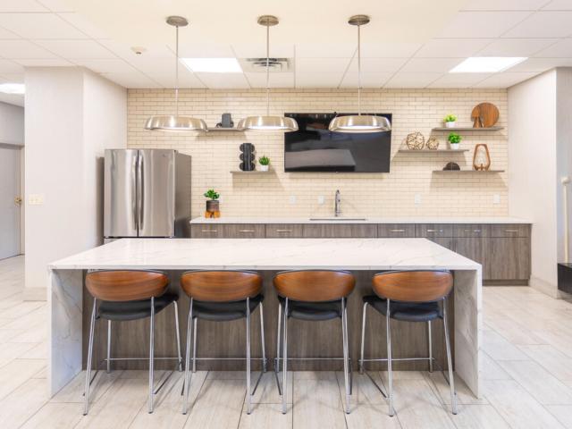 Rivergate Apartments Studio Apartment for Rent at 115 2nd Ave S, Minneapolis, MN 55401 Downtown West