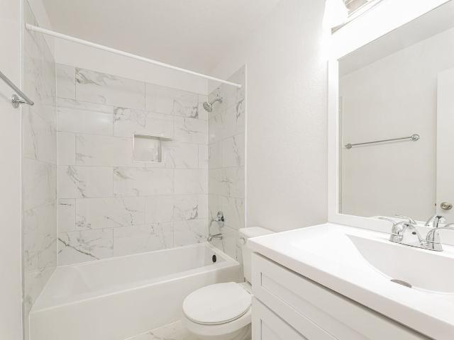 Riverglen Apartments 1 Bedroom Apartment for Rent at 3271 Azevedo Dr, Sacramento, CA 95833 South Natomas