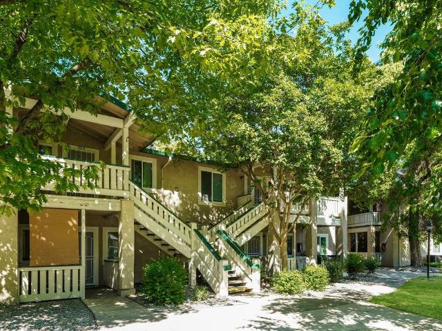 Riverglen Apartments 1 Bedroom Apartment for Rent at 3271 Azevedo Dr, Sacramento, CA 95833 South Natomas
