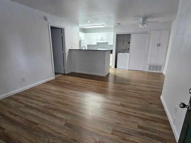 Riverglen Apartments 2 Bedroom Apartment for Rent at 3271 Azevedo Dr, Sacramento, CA 95833 South Natomas